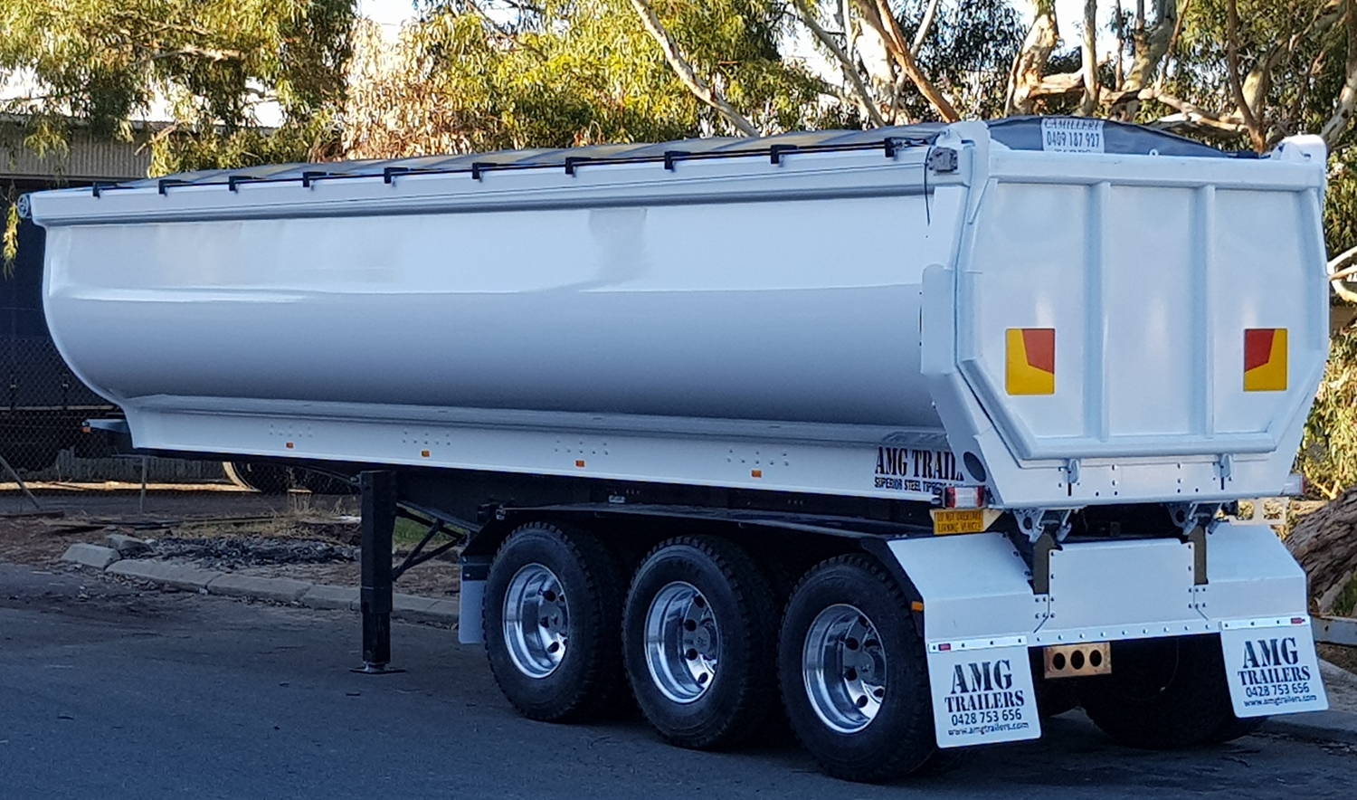 End Tipper | AMG Trailers